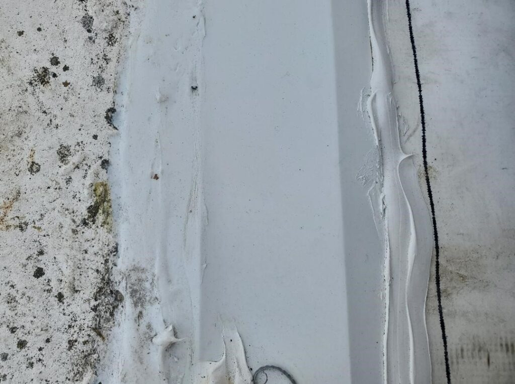 Minimum and Maximum Grades for Low-slope Roofs